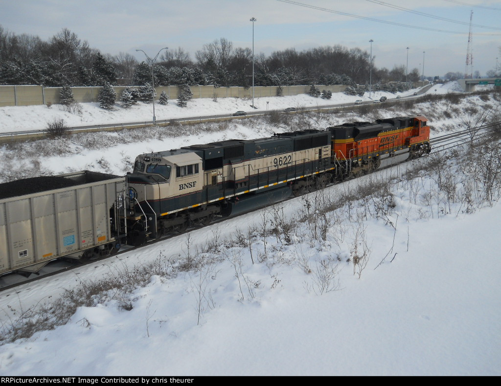 BNSF 9147 and BNSF 9622